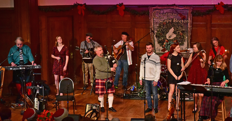 Notes From Home: Christmas In the Kitchen - The Sheldon The Sheldon